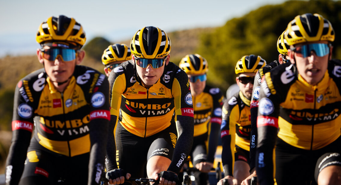 Jumbo Visma presenta su equipo para UAE Tour 2021, con el ciclista que ...