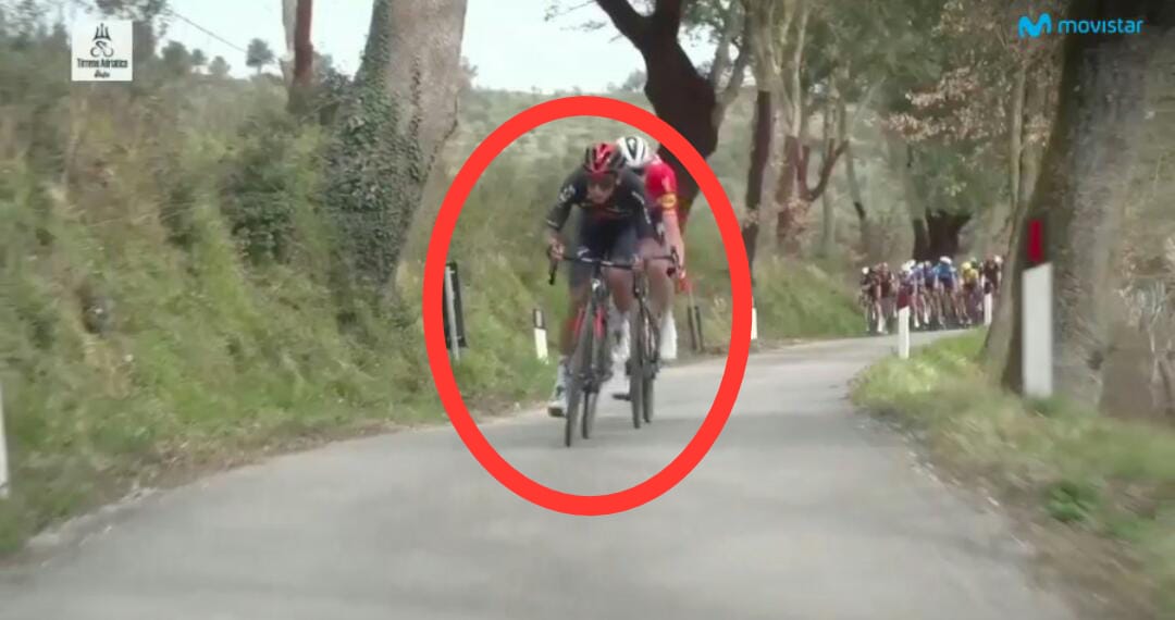 Así fue el tremendo ataque de Egan Bernal a 33 km en la etapa 2 de la ... Así fue el tremendo ataque de Egan Bernal a 33 km en la etapa 2 de la ...